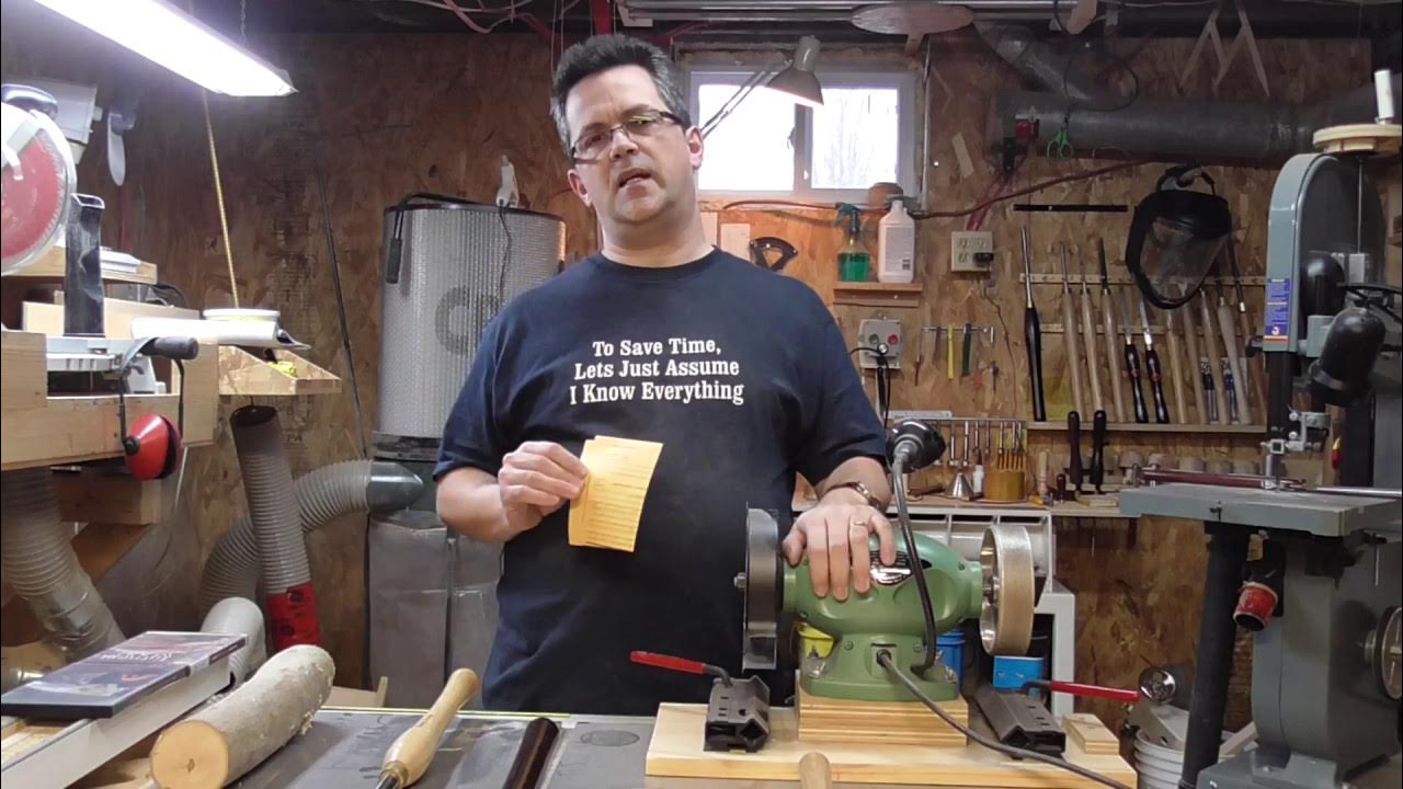 Comment débuter dans le tournage sur bois - YouTube