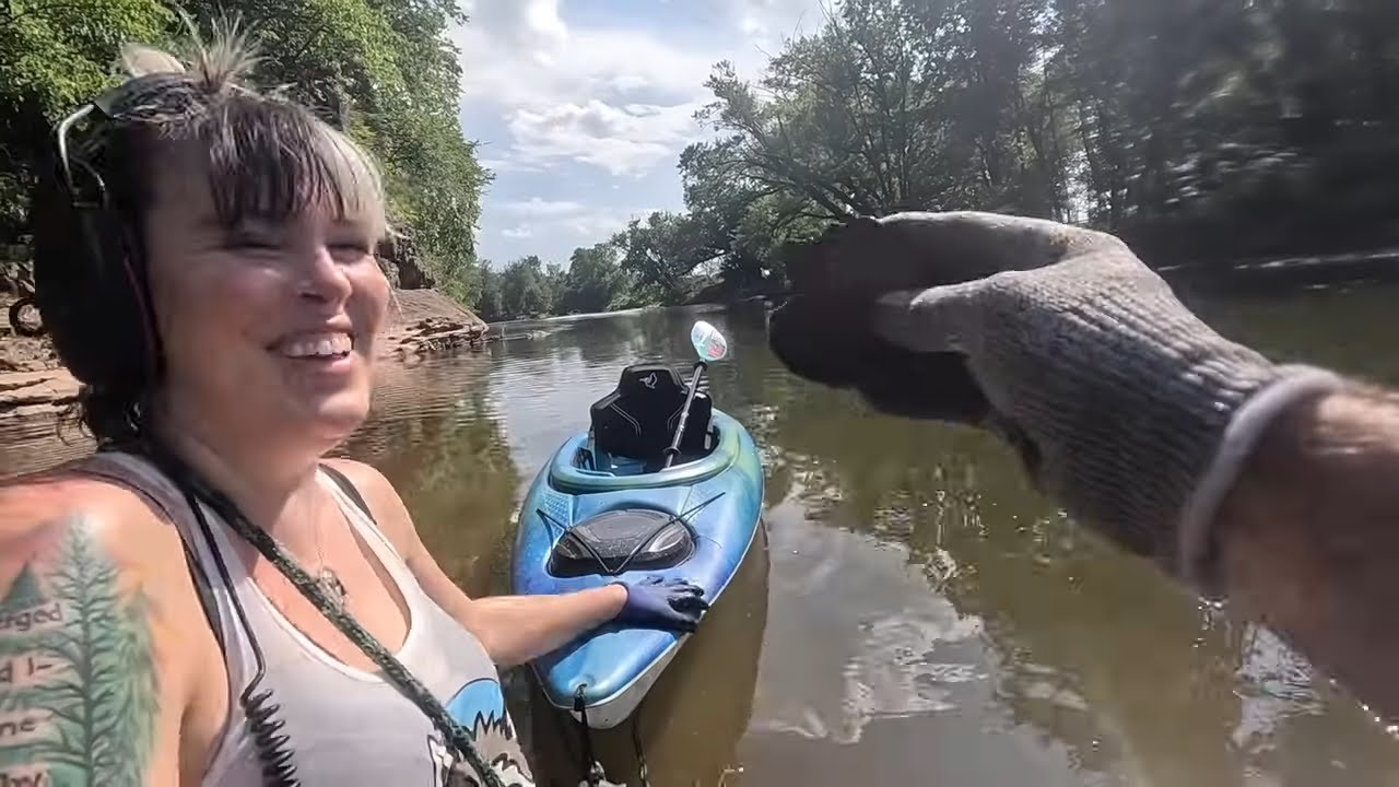 Metal Detecting Extravaganza With Crazy Lamp Lady - YouTube