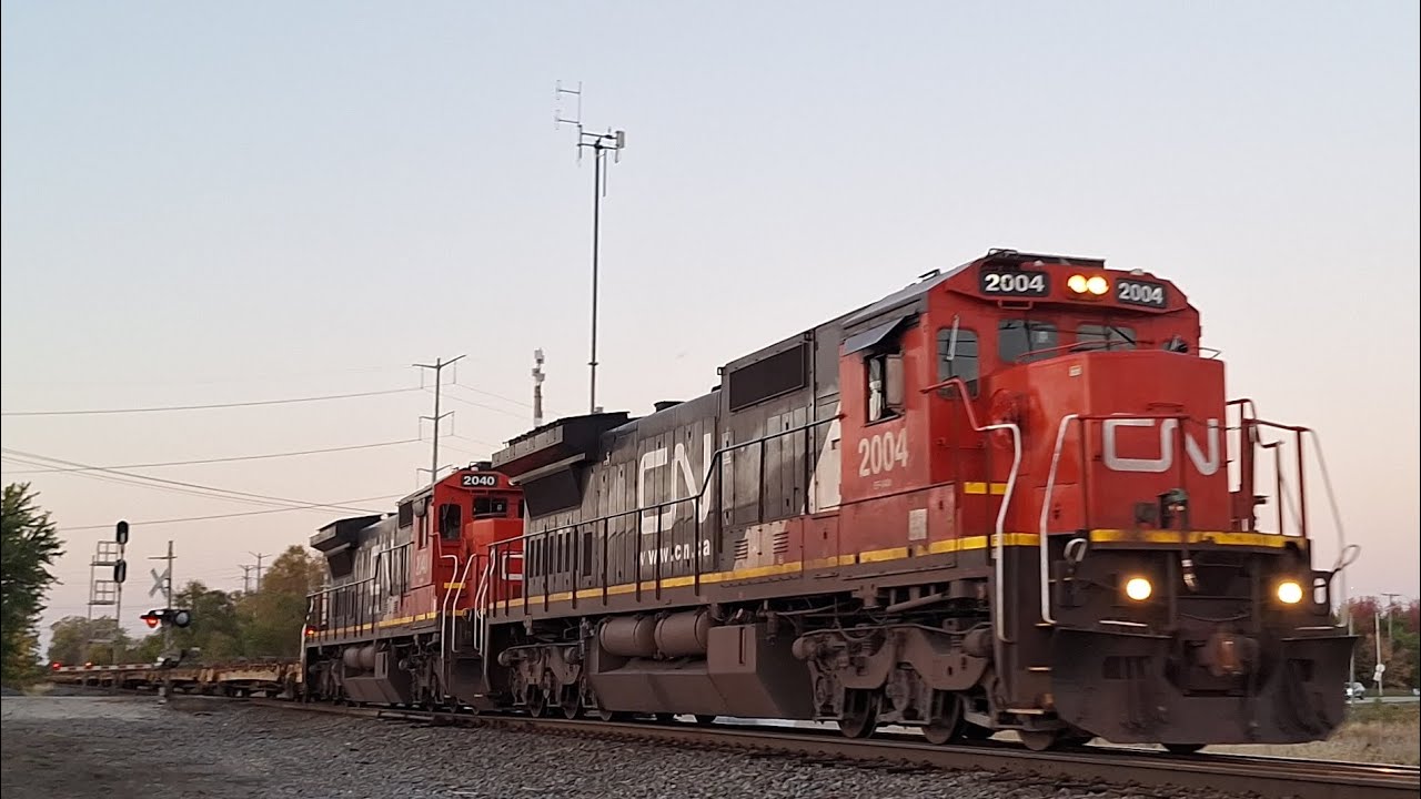 CN Dash 8 Duo Leads X724 Down the Leithton! (10/20/24) - YouTube