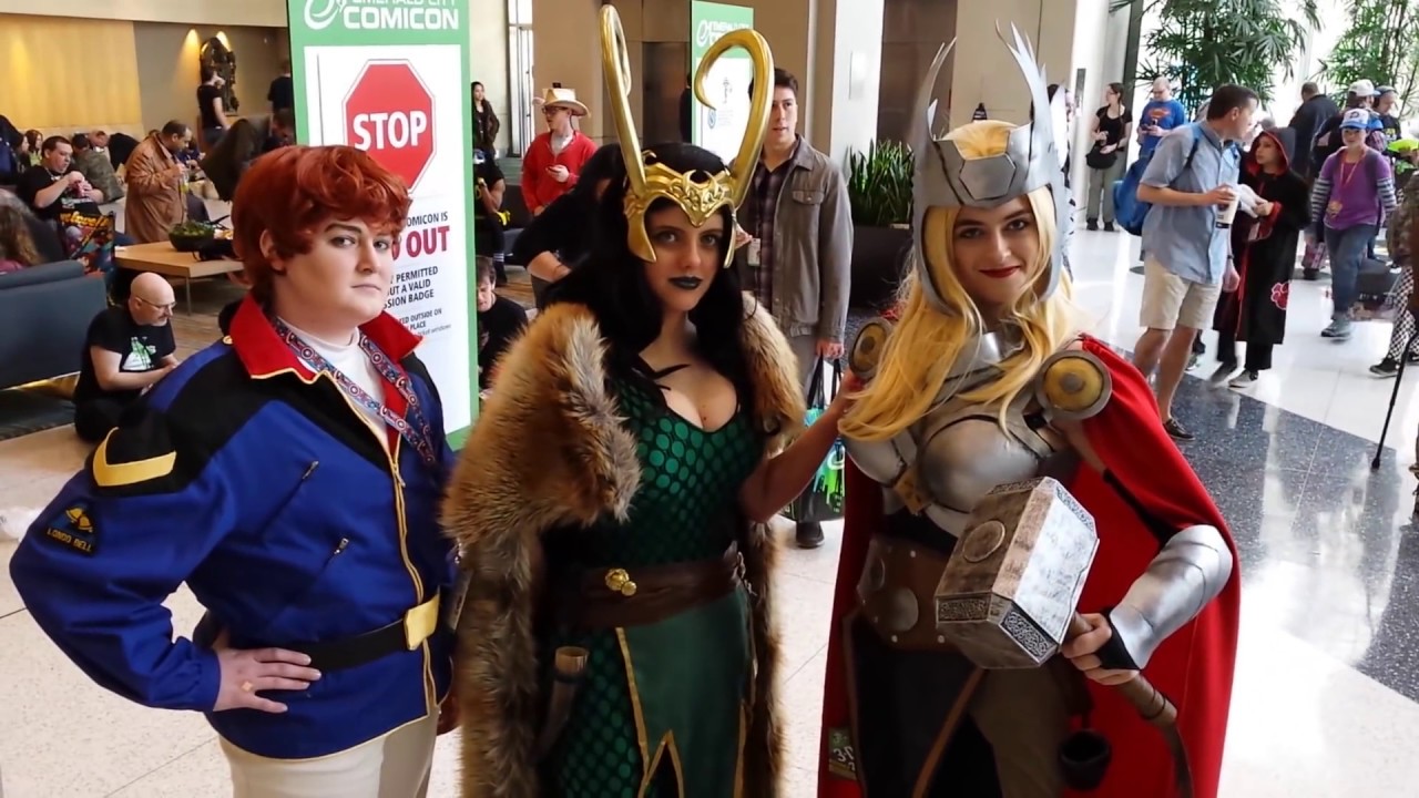 COMICON 2015 Seattle Emerald City - YouTube