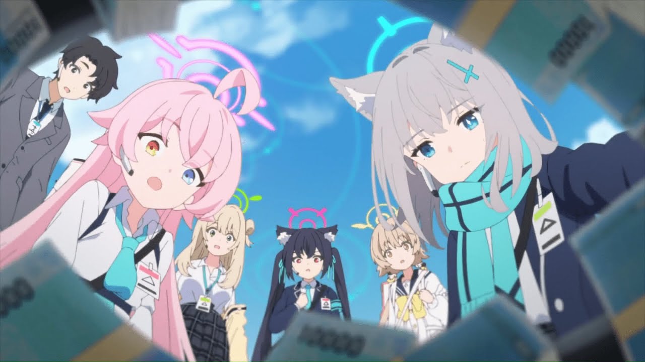 Shiroko robbing a bank? - YouTube