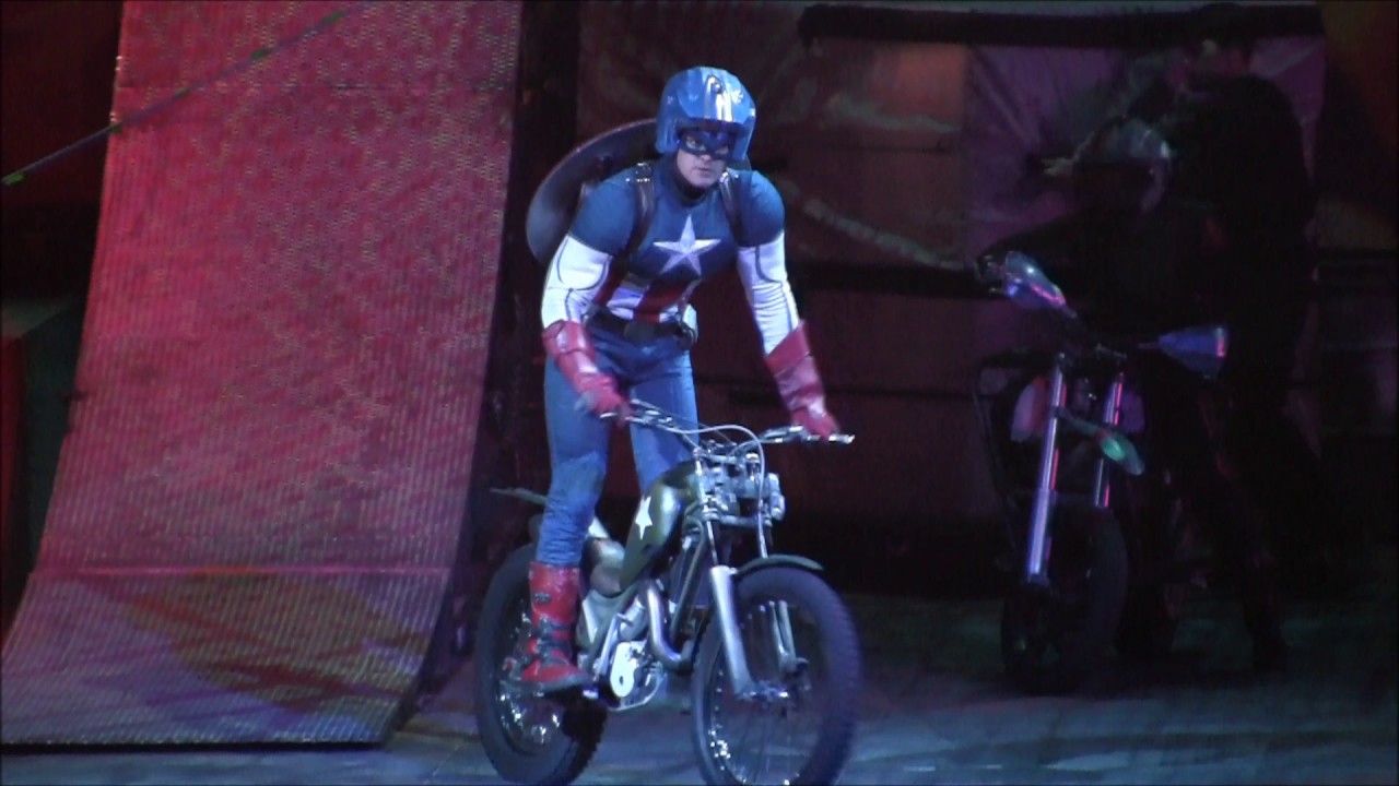 Marvel Universe Live: Motorbike Stunts - Italy - YouTube
