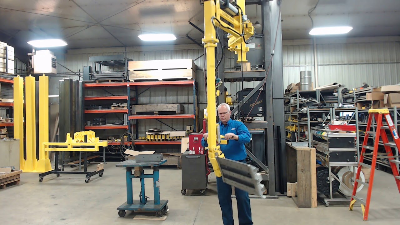 UltiBalance Pneumatic Manipulator for Sugar Beet Cutter Tool - YouTube