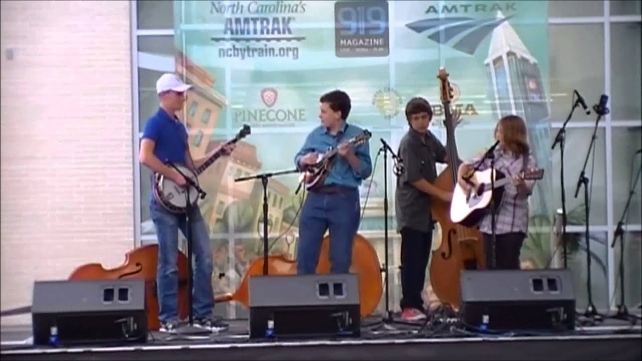 Isaac Ferrell 2014 IBMA KOB - YouTube