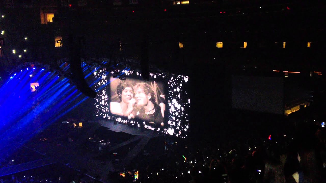 Ed Sheeran's cameo in "Little Things" with One Direction - YouTube