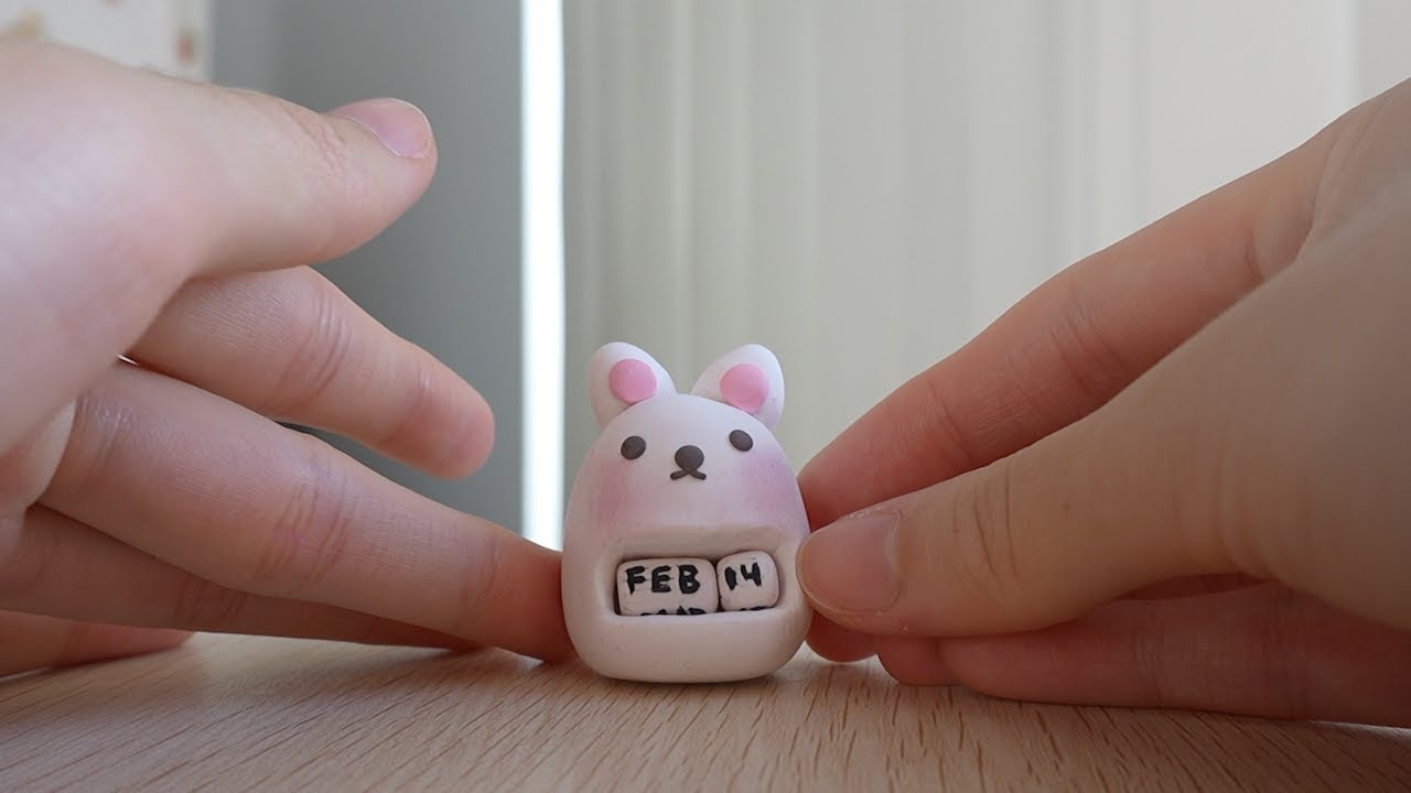 i made the CUTEST CLAY CALENDAR - YouTube