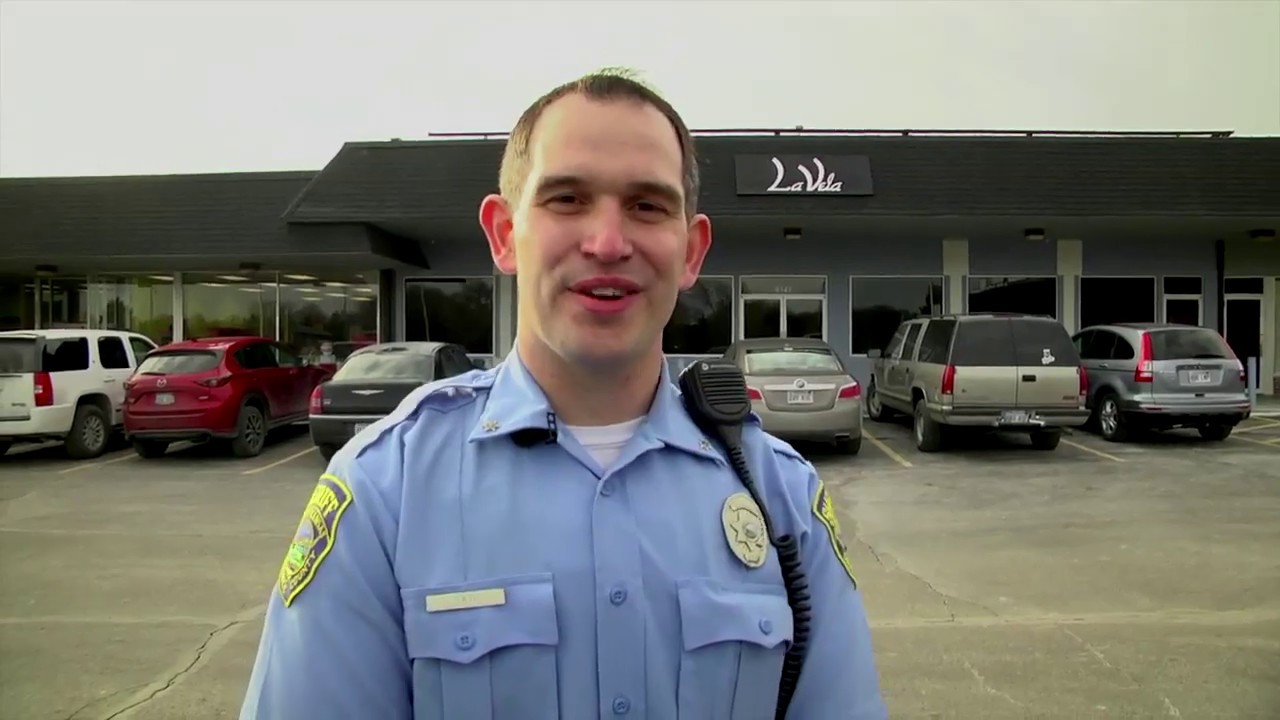 Wichita Police Department - Shave a Cop Event - YouTube