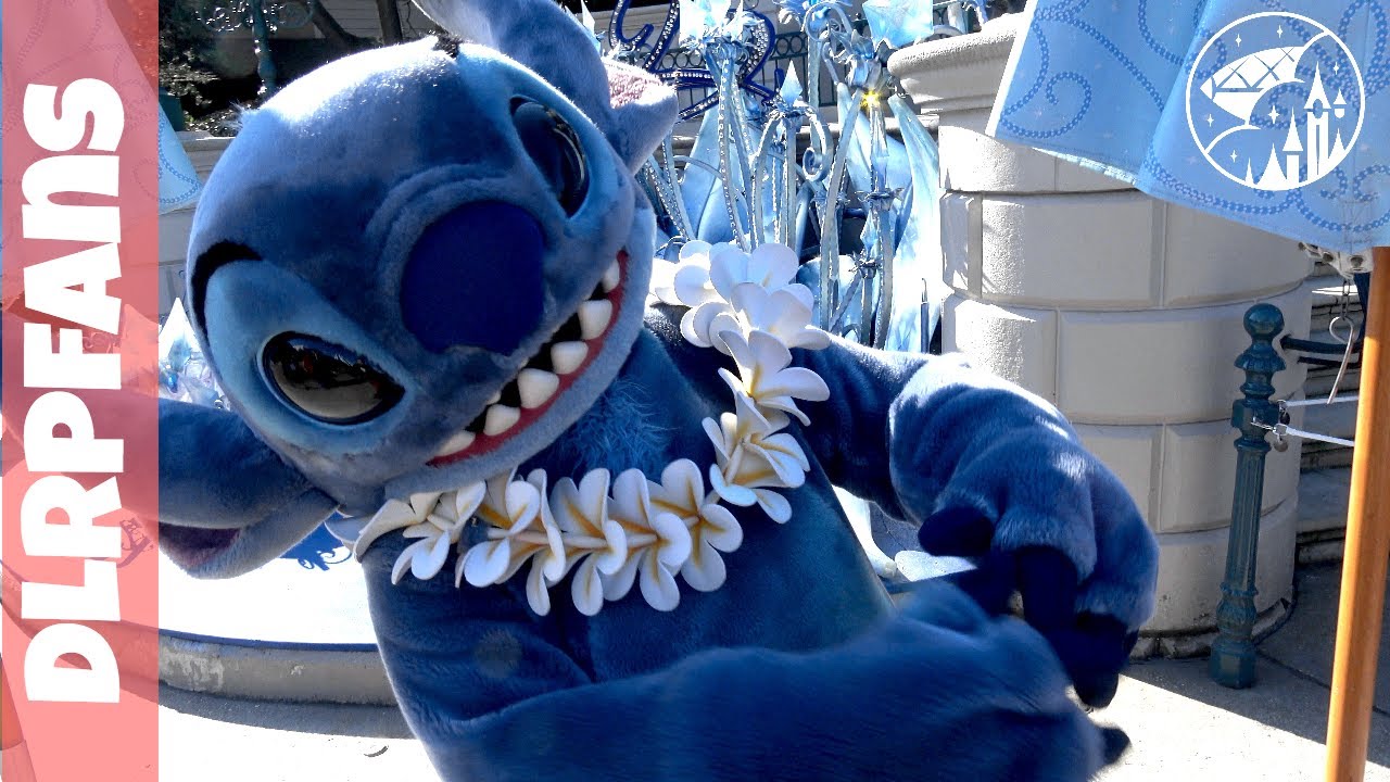 Stitch Meet and Greet at Disneyland Paris - YouTube