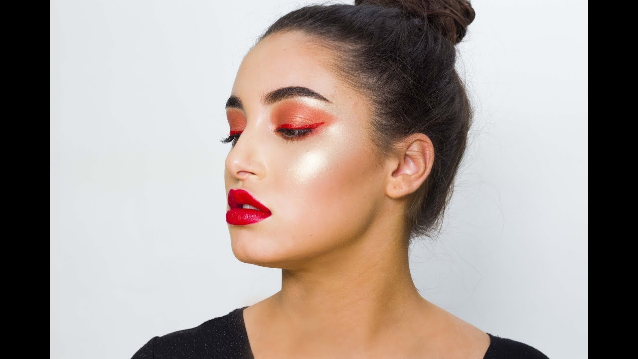 Red Line Monochromatic Makeup Look - YouTube