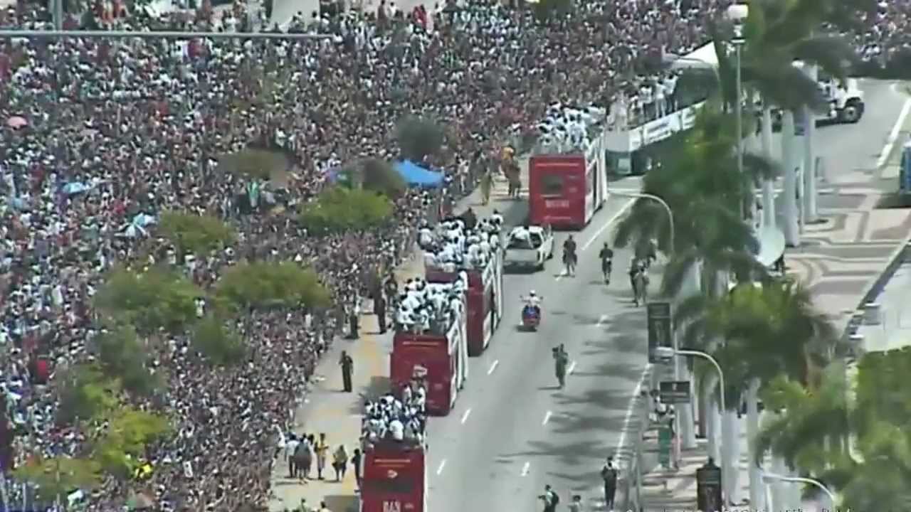MIAMI HEAT NBA Champions Parade Downtown Miami - 6/25/2012 - YouTube