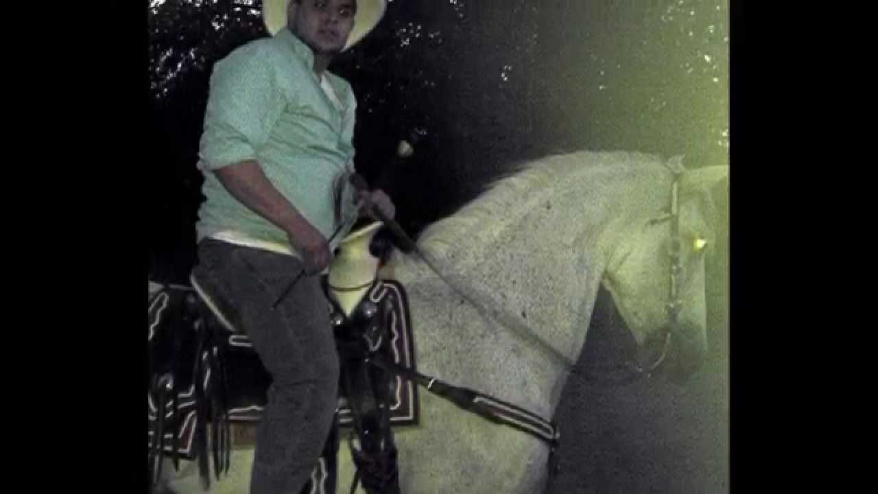 LOS HERMANOS QUINTERO - YouTube