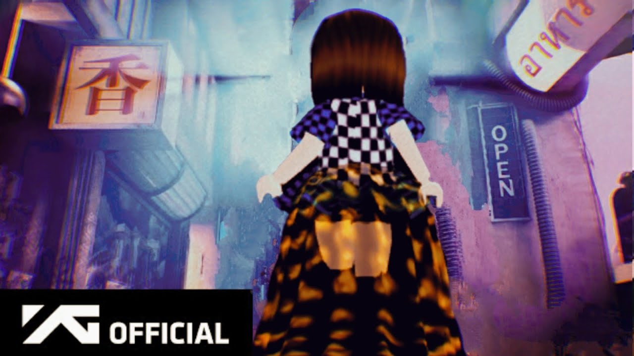 LISA - 'LALISA' ROYAL HIGH MUSIC VIDEO 🖤💓 - YouTube