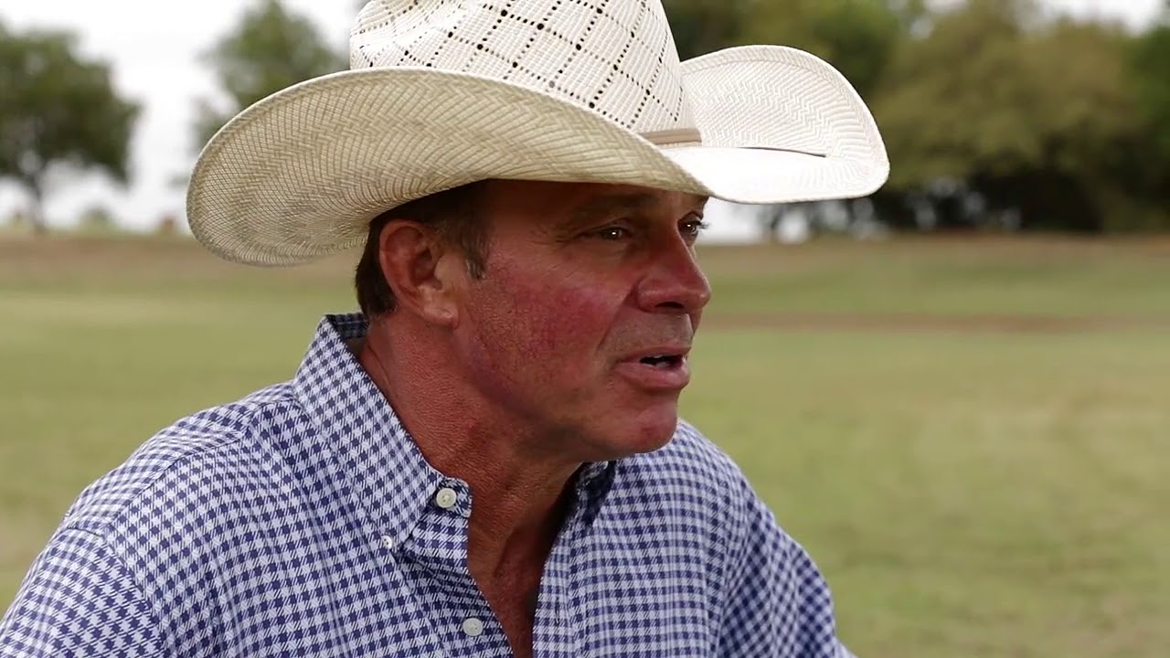 Troy Compton ~ Quick Tips for Hauling Horses - YouTube