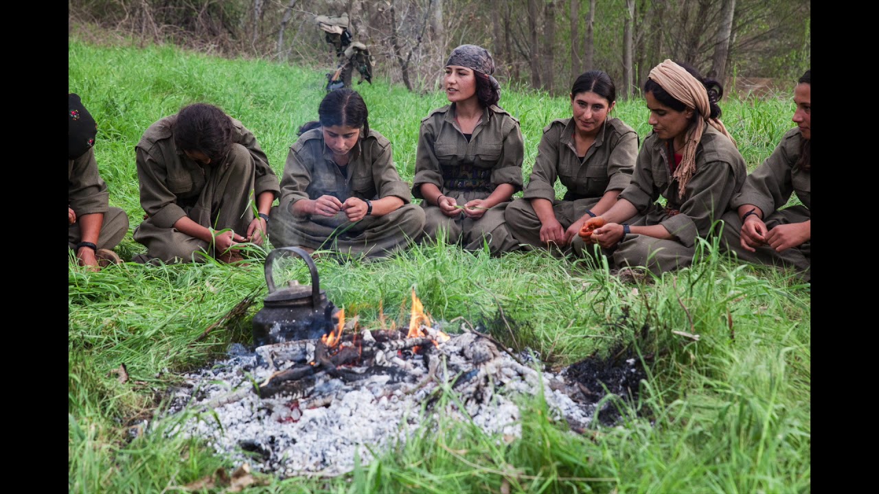 Chant d'une gerilla du PKK - YouTube