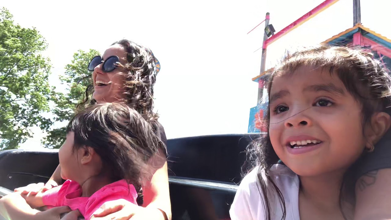 - Family Vlogs With Kids - YouTube