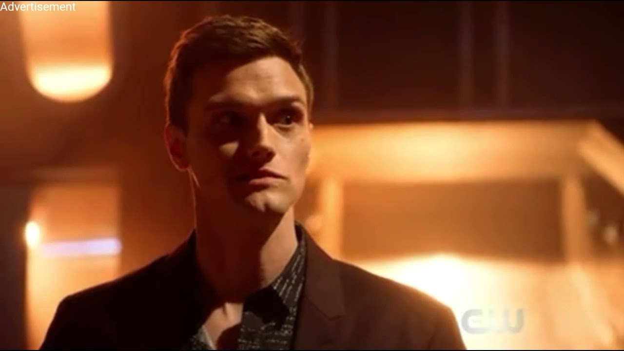 The Flash 4x13 Ralph works on his disguise as the Warden/ Barry escapes ...