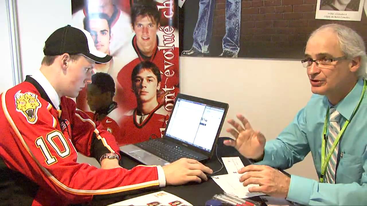 Reportage LHJMQ TV : Alexandre Larouche - YouTube