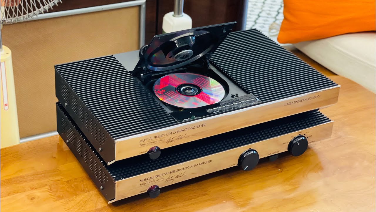 Amply CD Musical Fidelity A1 bản kỷ niệm 10 năm. Hàng anh Quốc - YouTube