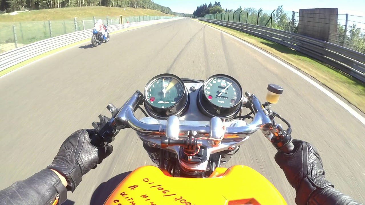 Spa Francorchamps 2018 Bikers Classics - Laverda 1000 - YouTube