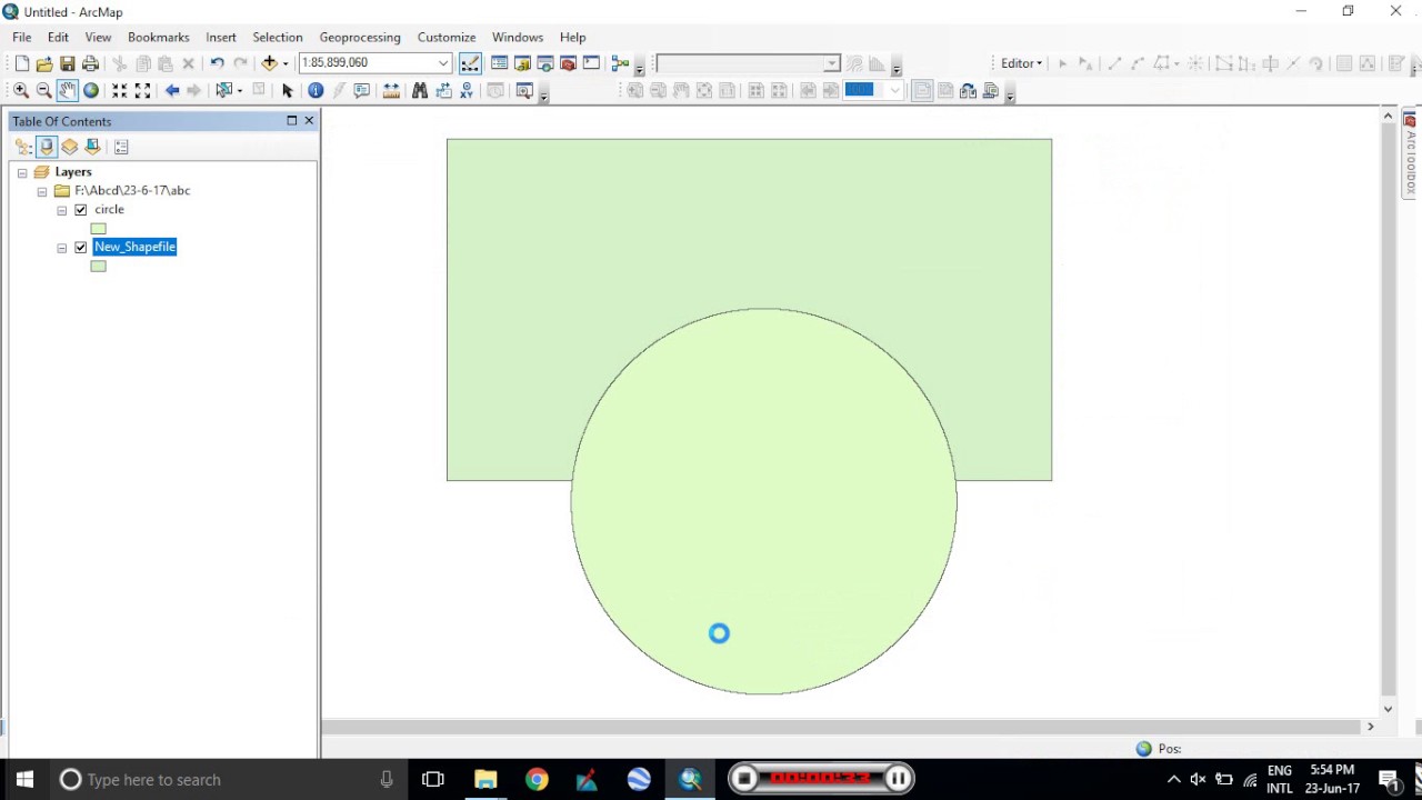 ESRI ArcGIS: Geo-processing Tool : Clip - YouTube