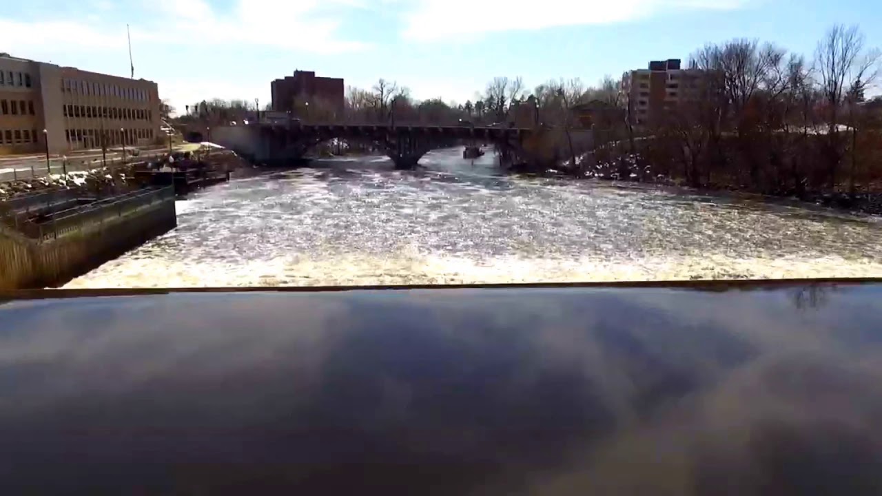 Phantom 3 2.7k Anoka, mn RUM river dam - YouTube