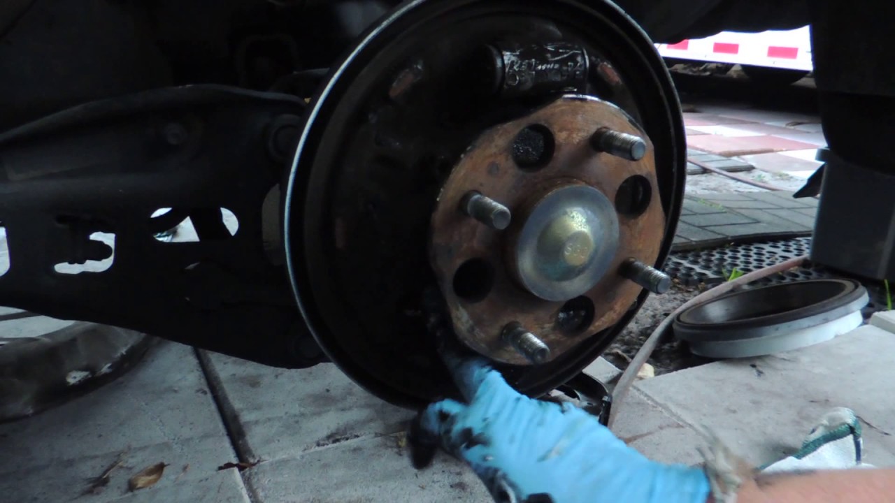 1991 Honda Accord CB7 Rear Disk Brake Conversion Step-by-step - YouTube
