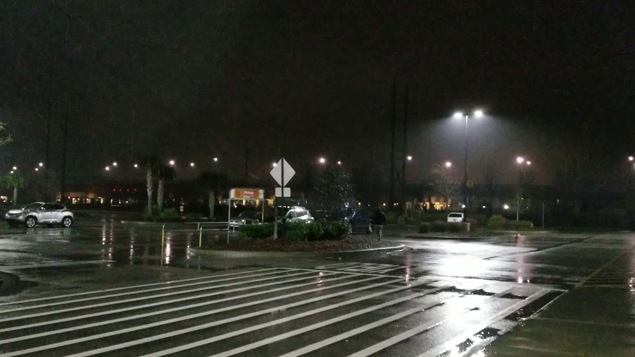Raining at 2am during the night - YouTube