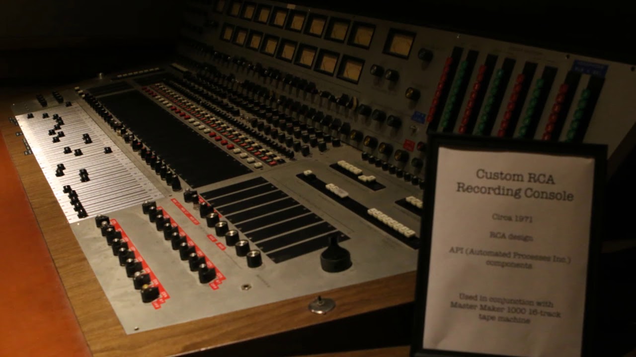 RCA Studio B and the Steinway - YouTube