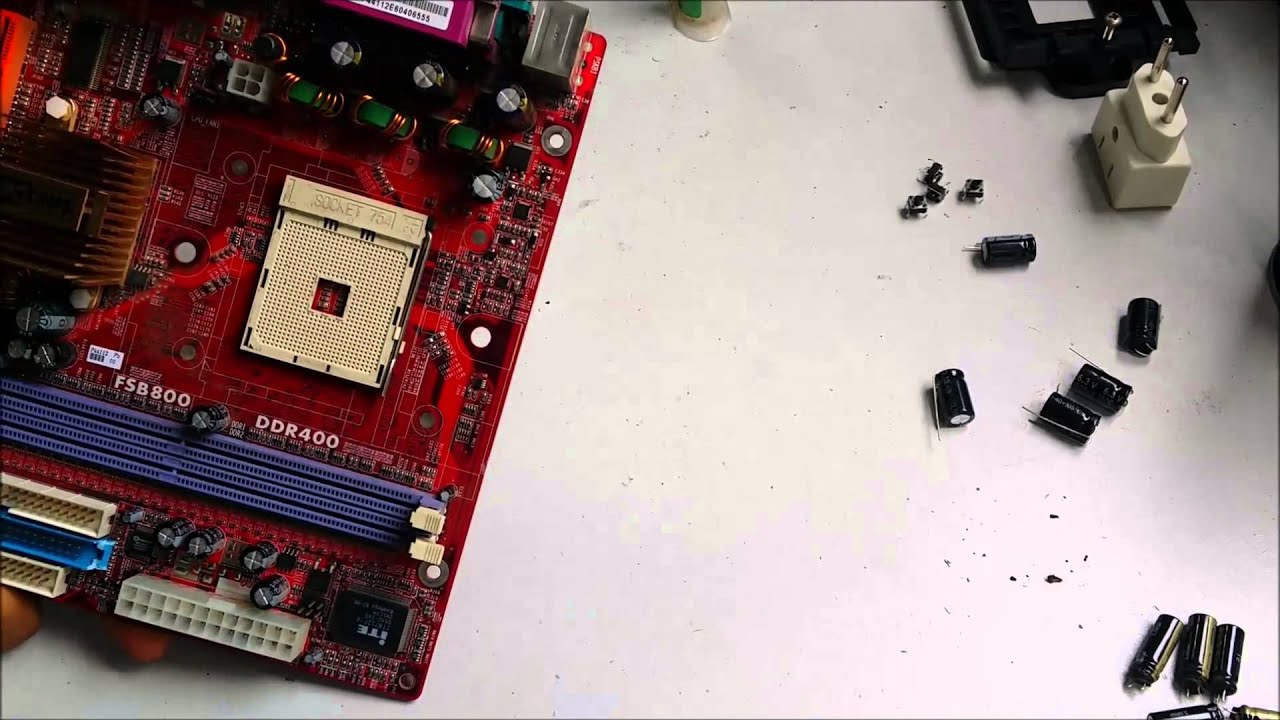 Trocando o capacitor estufado ou vazado da placa mãe - Parte 3 - YouTube