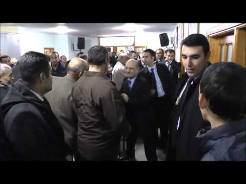 Bakan ' ın Toplantı Salonuna Girişi