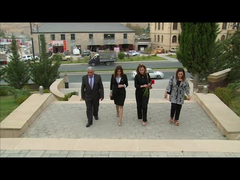 Şamaxı şəhər E.Hüseynov adına 2 saylı tam orta məktəbin kollektivi şəhid ailələrini ziyarət edib