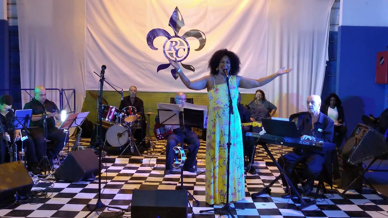 Fernanda Garcia (AO VIVO!) "CARINHOSO" - YouTube