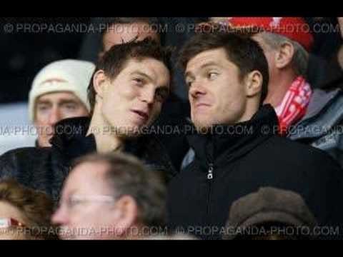 Steven Gerrard & Xabi Alonso - YouTube