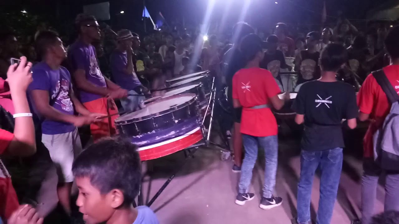 Burgos smile tribe - YouTube