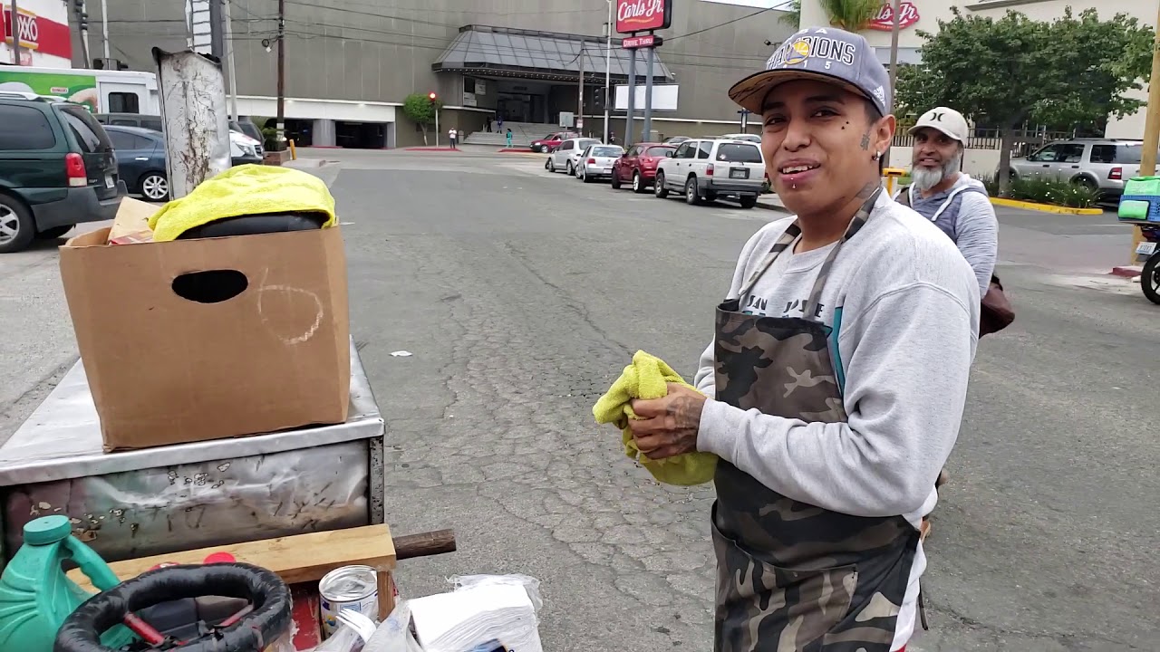 CARRITO DE CAMOTES MEXICANO UNA TRADICIÓN NACIONAL - YouTube