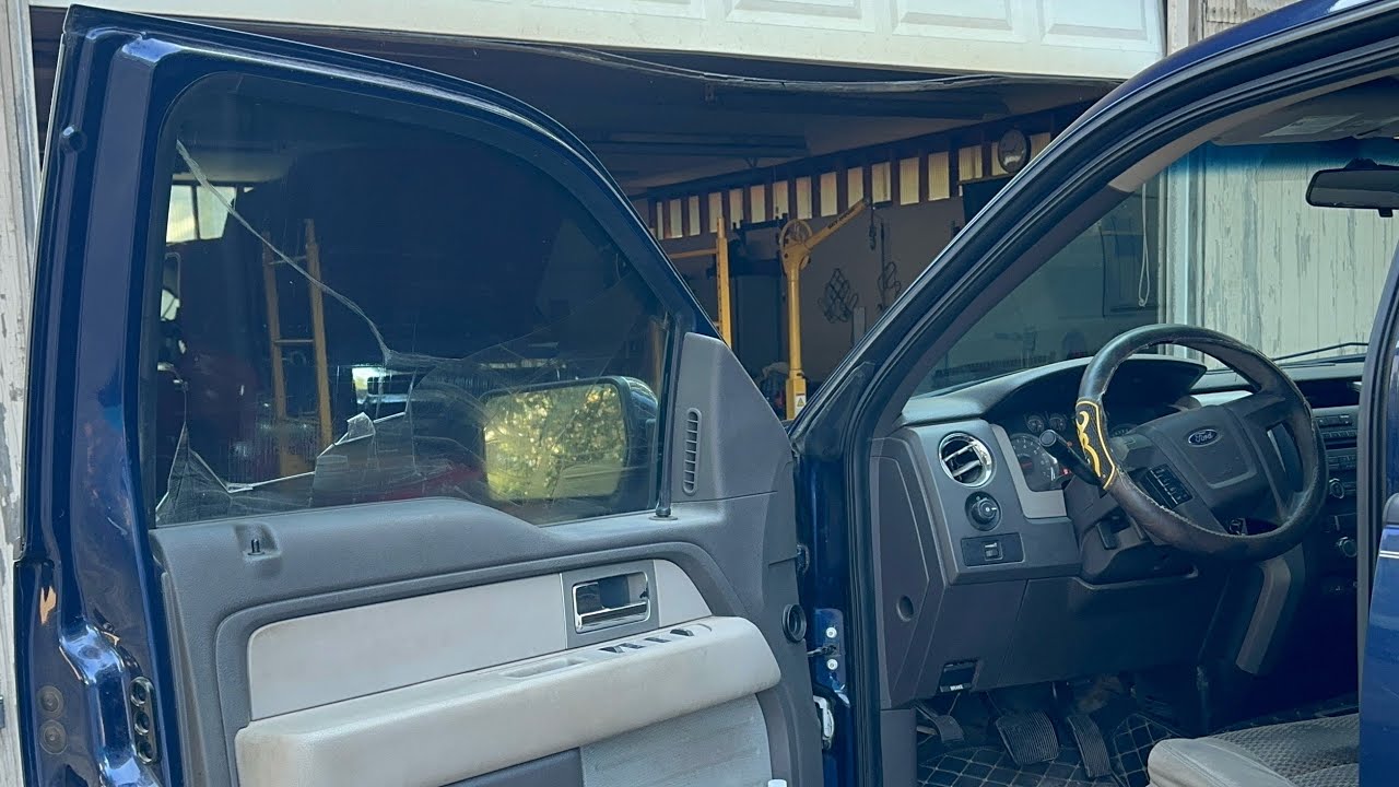 Stripping OLD Window Tint MADE EASY! - YouTube