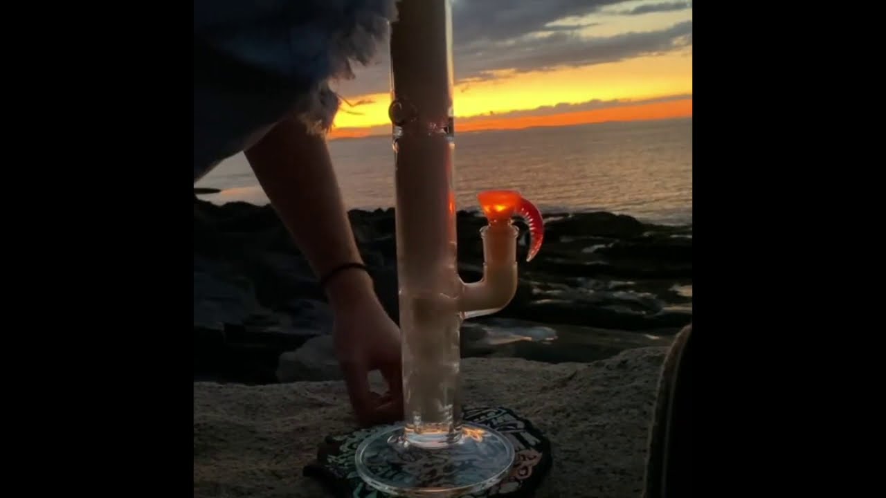 FATTEST BONG RIPS AND DABS 2020 - YouTube