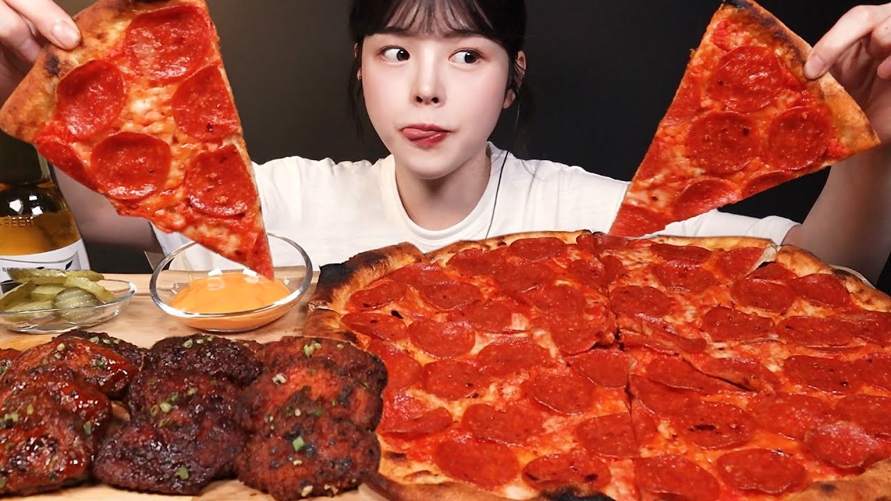 Sub고든램지 페퍼로니 피자 먹방🍕 치킨윙까지 치즈소스 푹푹 찍어먹기🍗 Ft맥주 피맥 꿀조합 리얼사운드 Pizza