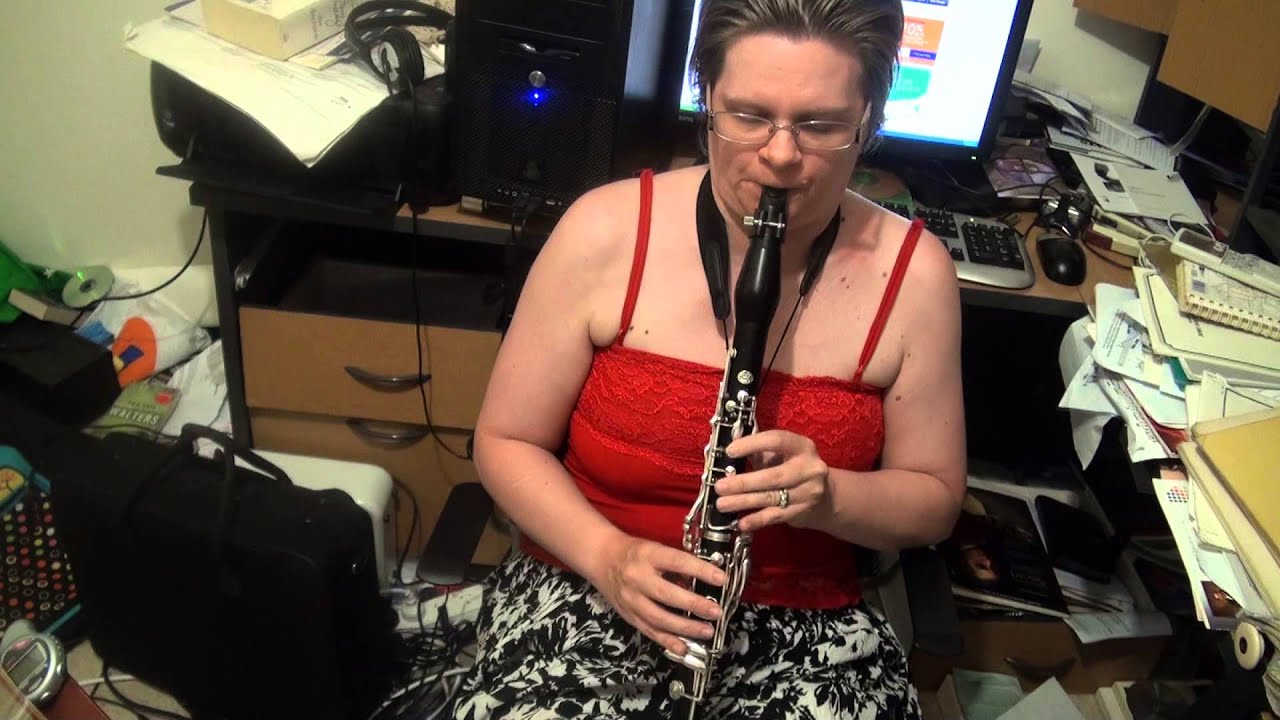 Introduction to Eb major and C minor scales on clarinet using Baermann ...