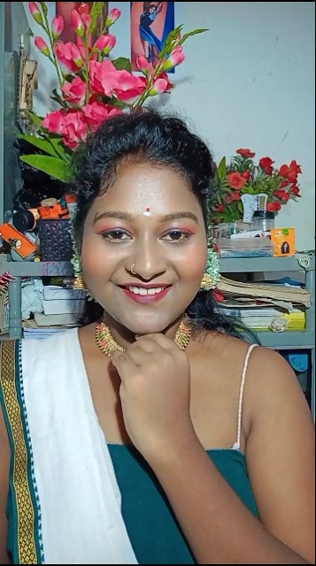 I Tried The Traditional Onam Makeup Look - YouTube