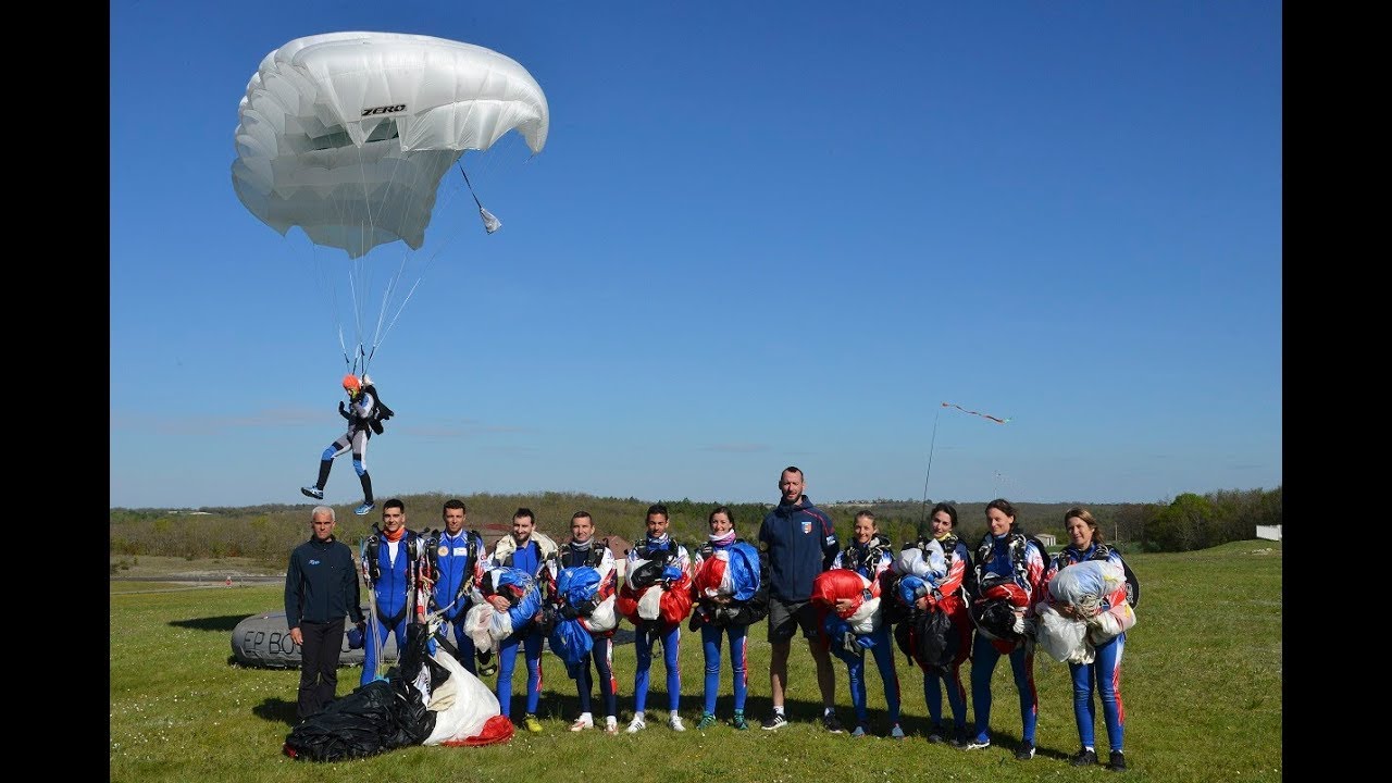 L'équipe de France militaire de parachutisme vers les Jeux mondiaux ...