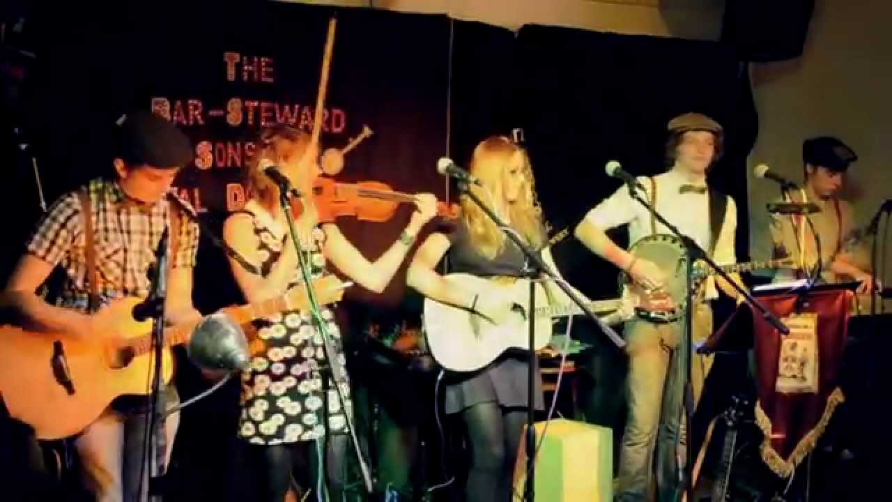 The High Road to Linton and Fairy Dance (Live) - Folkus - YouTube