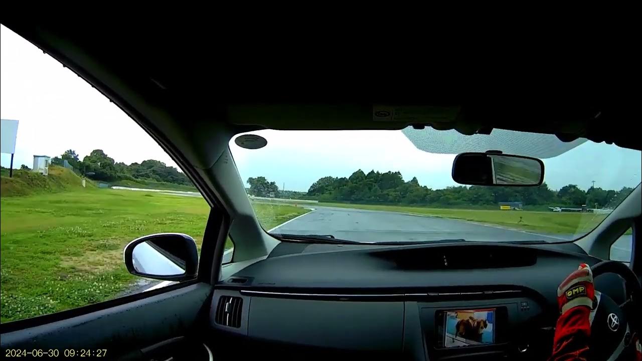 2024年JMRC近畿ジムカーナミドルシリーズ第5戦 淀ハイスピードジムカーナ TRY1 2PD-Mクラス ボミープリウス車載 - YouTube