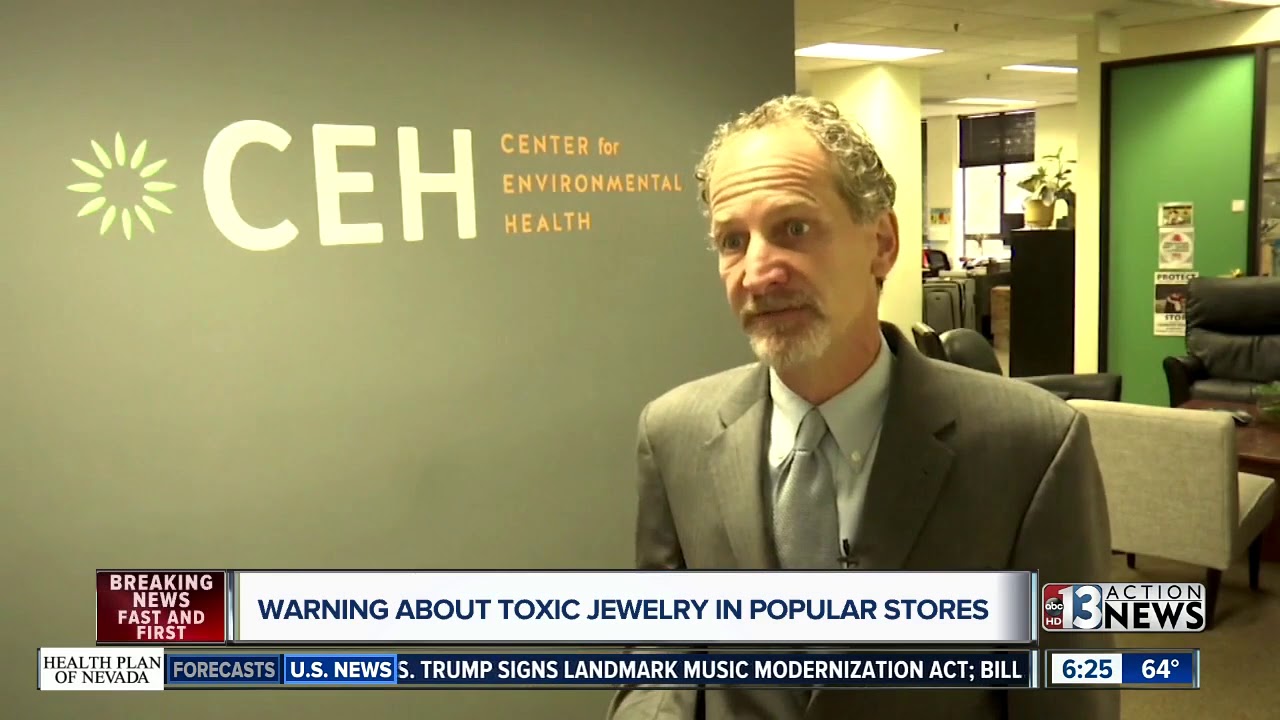 Warning about toxic jewelry - YouTube