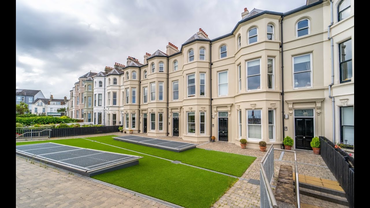 Apt1, 52 Queens Gate, Bangor - YouTube