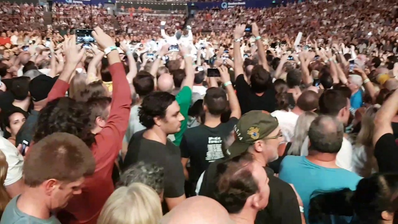 Bruce Springsteen, Crowd- surfing, Qudos Bank Arena, Sydney, 9 February ...