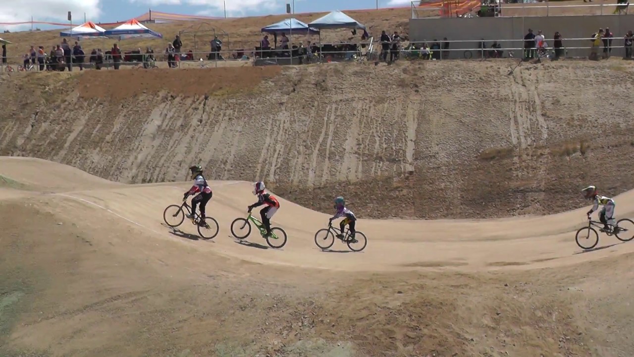 10 Girls Final - 2017 Bathurst BMX Open - YouTube
