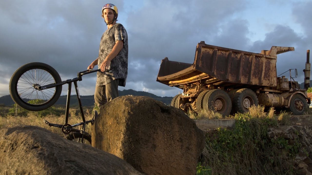Jody MacDonald Captures BMX Rider Tyler Fernengel Frozen in Mid-Air ...