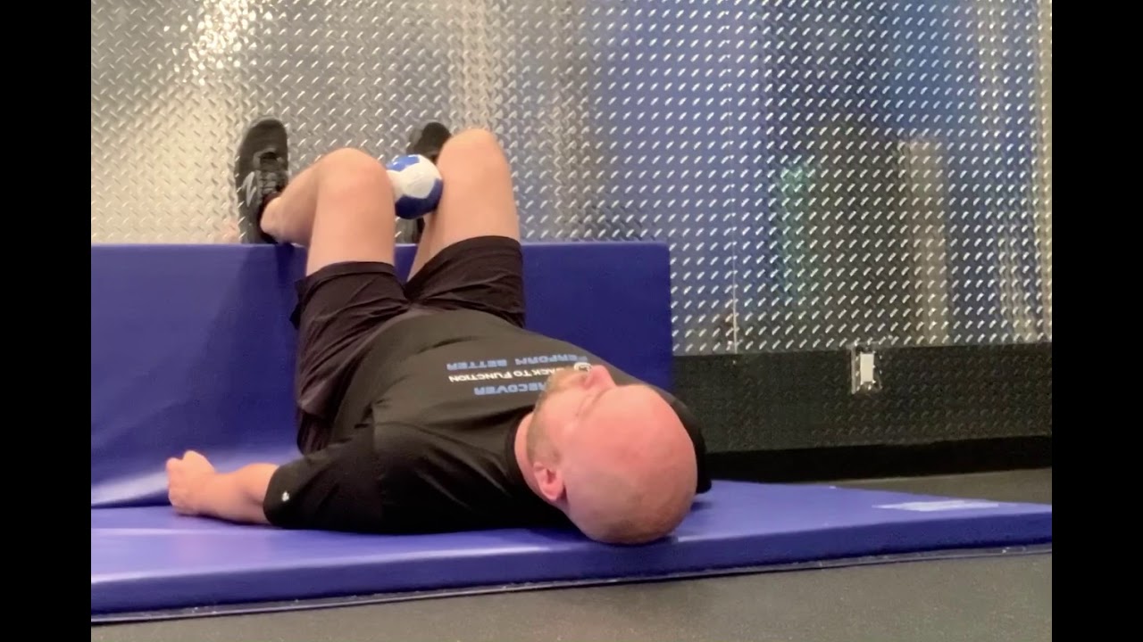 90-90 Hip Lift with Left Pelvic Shift & Right UE External Rotation ...