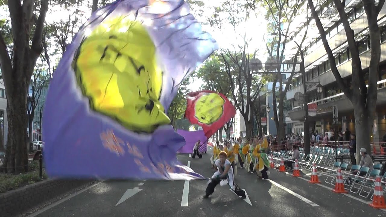角田いなせ組_第27回仙台みちのくYOSAKOIまつり_2024.10.13定禅寺通りパレード①_月の光姫～遥かなる想い～ - YouTube